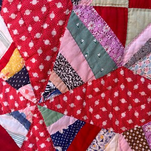 Vintage Handmade Farmhouse Quilt - Etsy