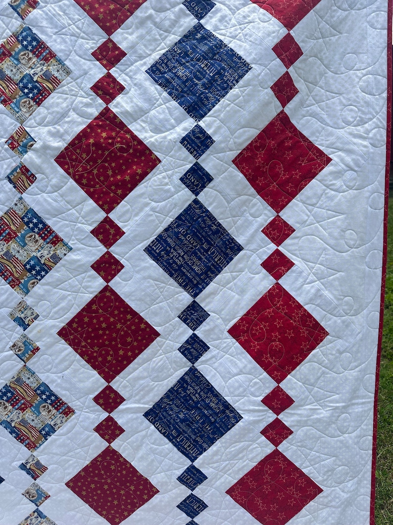 Handmade Americana Quilt: Red, White, and Blue Chandelier Pattern - Etsy