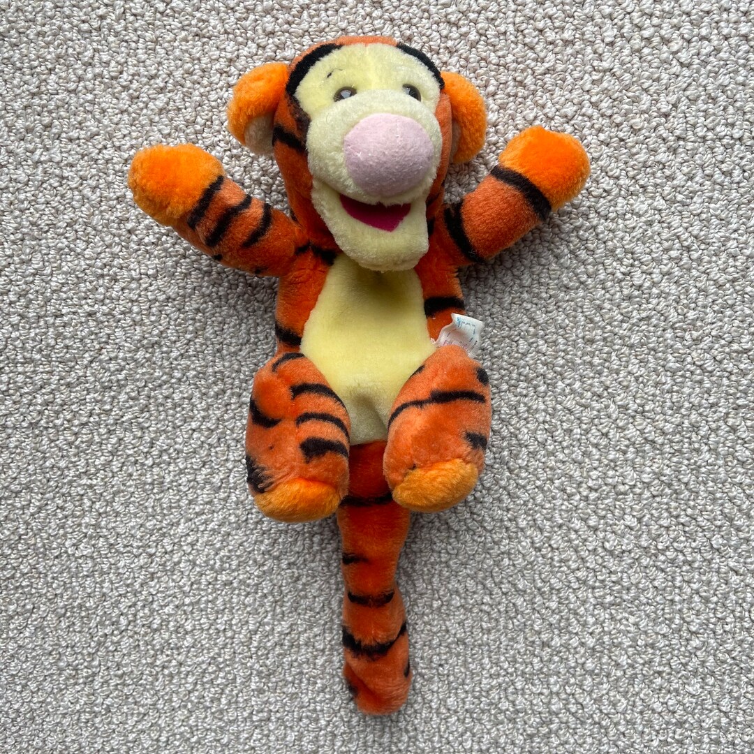 Tigger Winnie the Pooh Coin Bag Plush Zipper Wallet Soft Vintage Toy ...