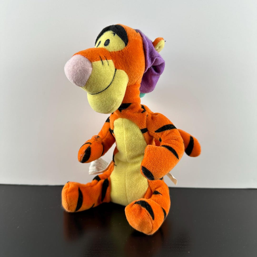 Vintage 90s Winnie the Pooh Tigger Star Bean Beanie Sitting Purple ...