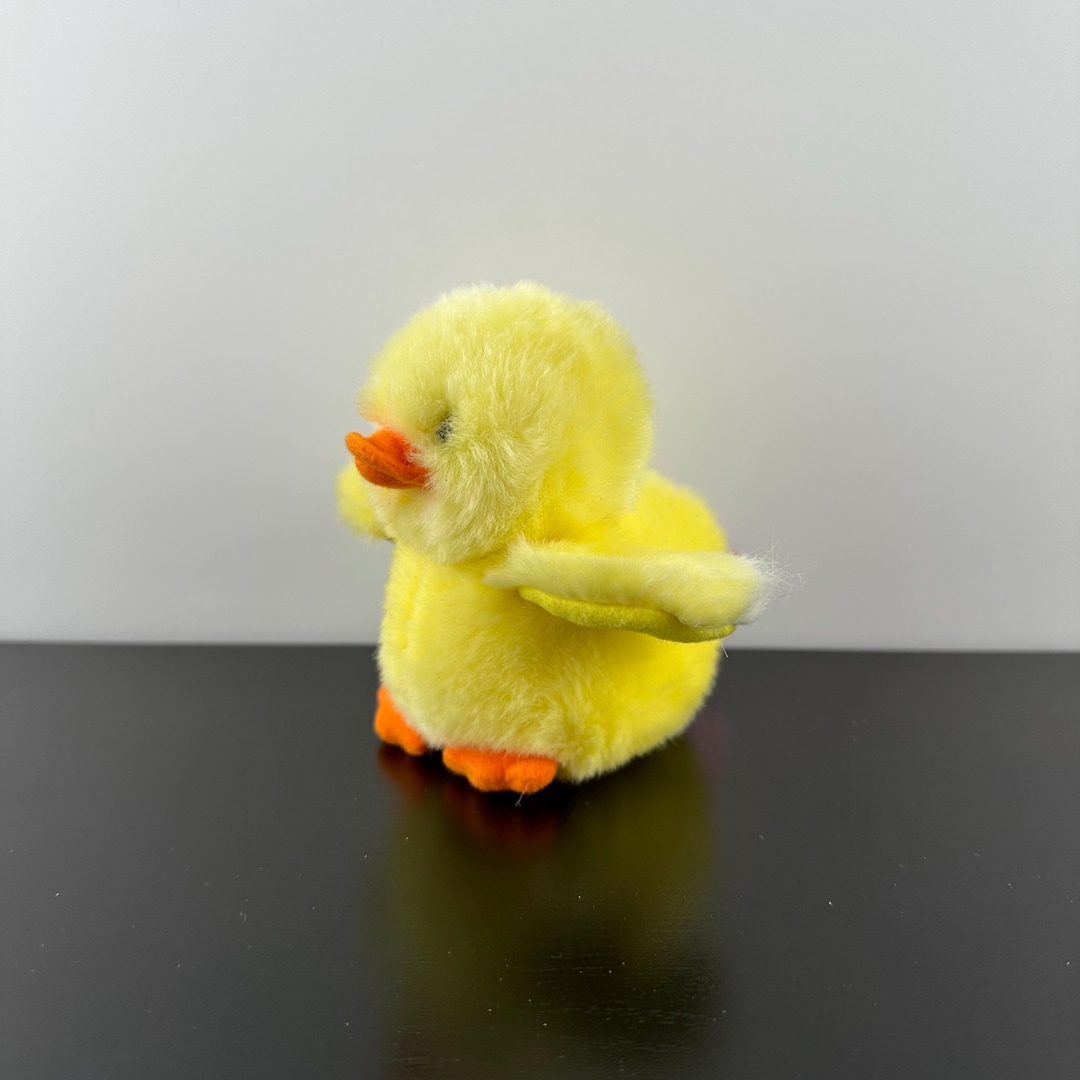 Vintage Russ Waddles Duck Chick Plush Yellow 4" Stuffed Animal White ...