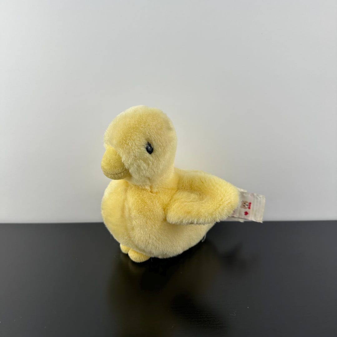 Vintage 1989 Kinder Gund Baby Duck Chick Plush Stuffed Animal Squeaker ...