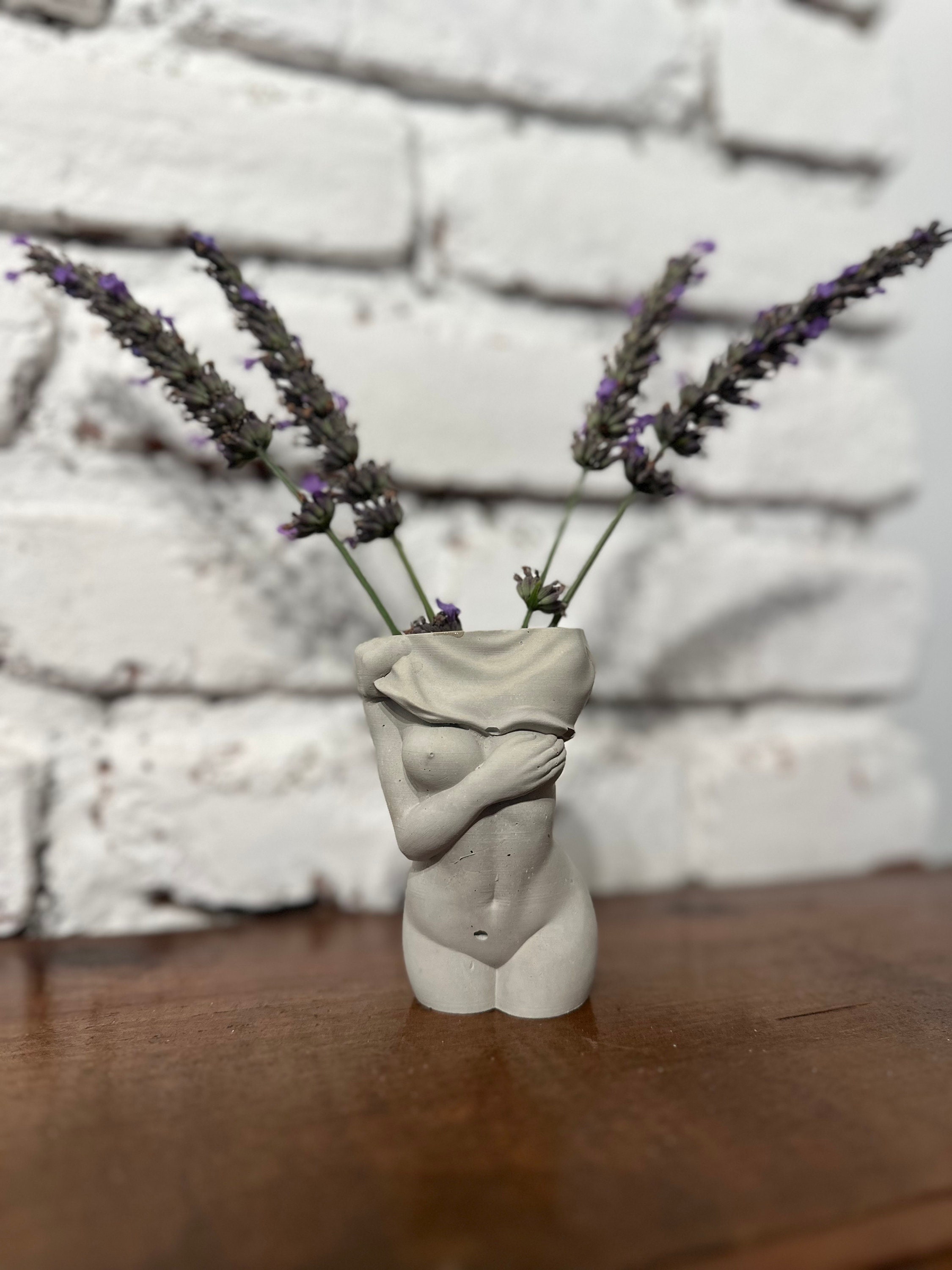 Female Body Vase for Flowers, Sculpture Vases for Flowers , Vase Filler ...