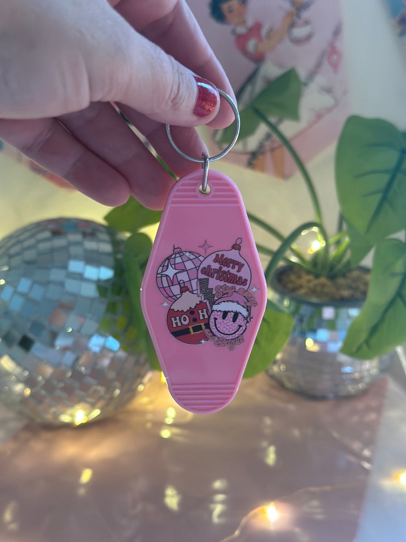 Disco Smiley Face Retro Motel Keychain Pink Preppy Vintage Christmas ...