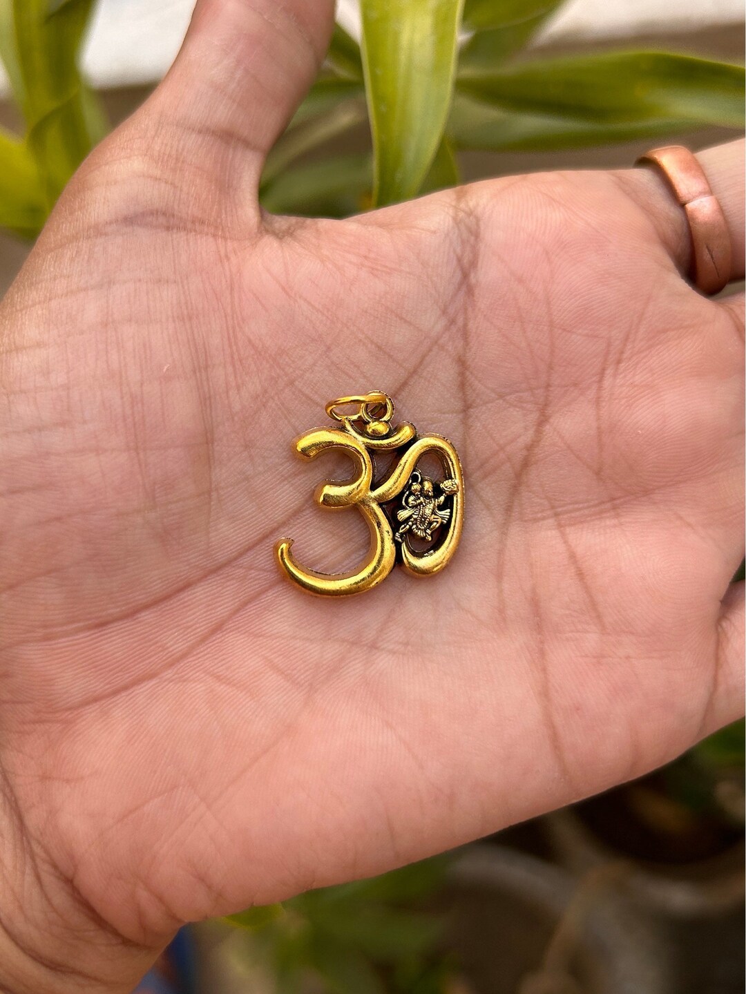 OM Pendant Necklace for Women, Dainty Gold Om Necklace for Teenage ...