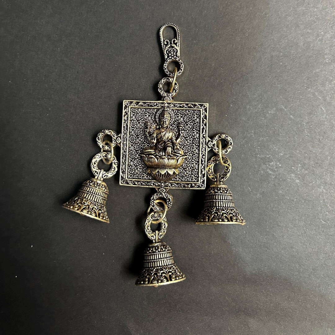Maa Laxmi Wall Hanging With Bells Hindu Goddess Lakshmi Door Decor ...