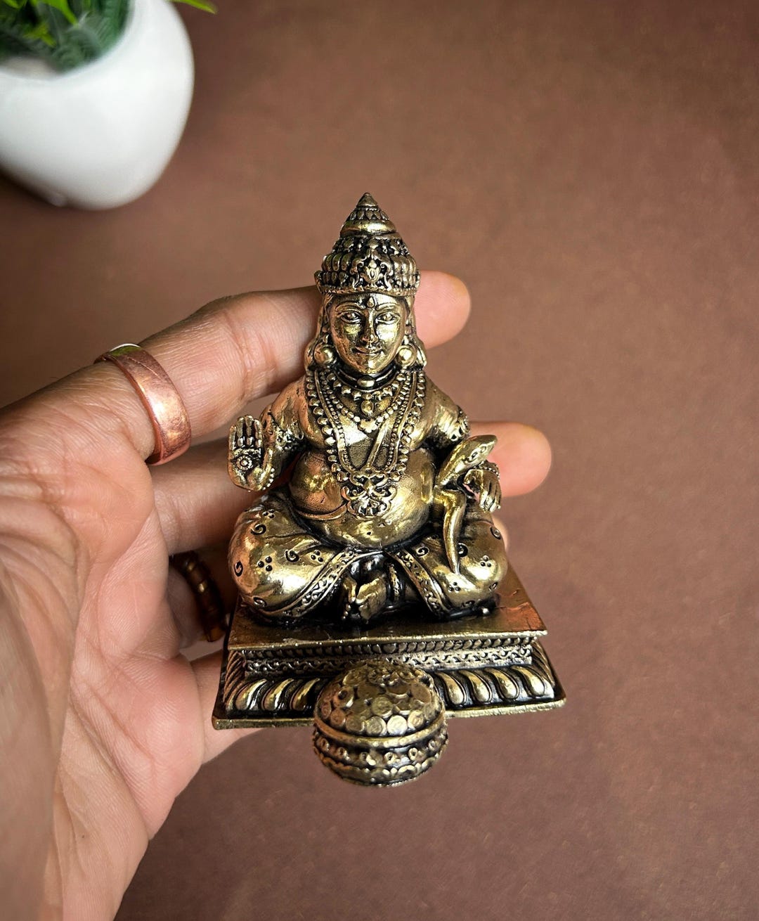 Brass Kuber Statue | God of Wealth | Kuber Statue | Hindu God of Wealth ...