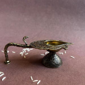 Brass Diya Oil Lamp | Traditional Deepak for Pooja | Antique Finish ...