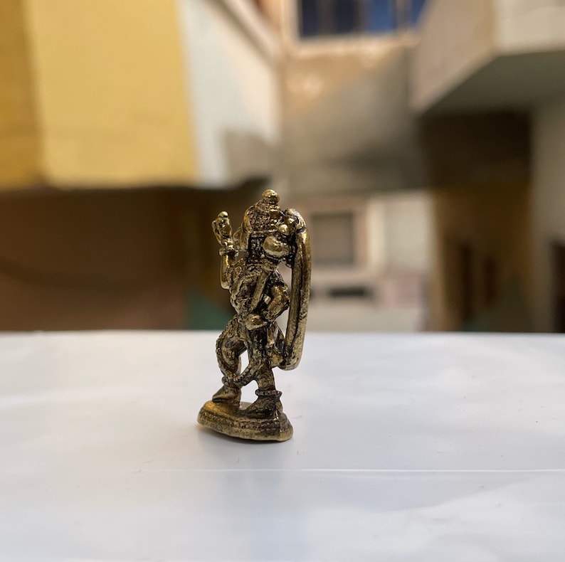 Hanuman Idol Brass Hanuman Idol Antique Hunaman Gold Finish Sanjavni ...