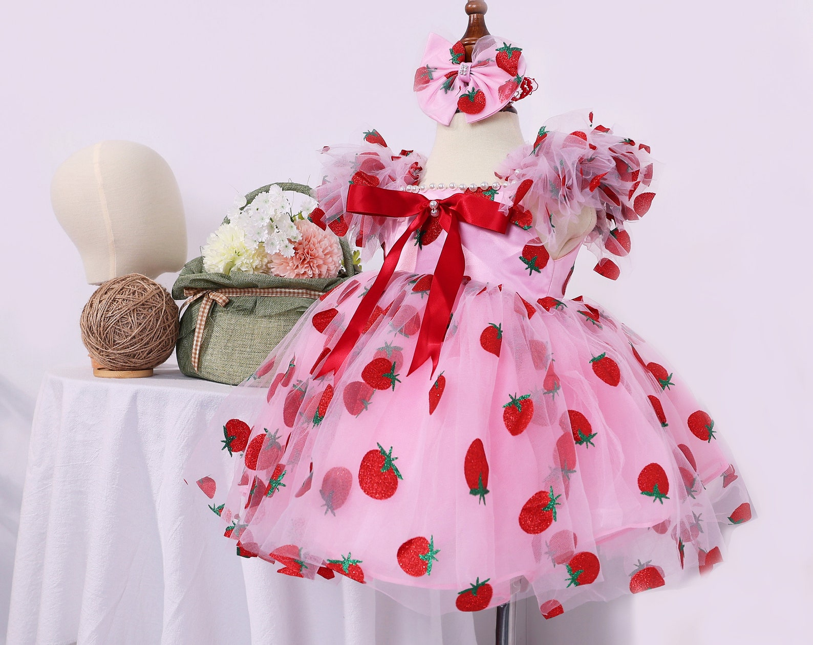 FLUFFY BABY DRESS Red Flower Strawberry Sequin Baby Dresses Baby ...