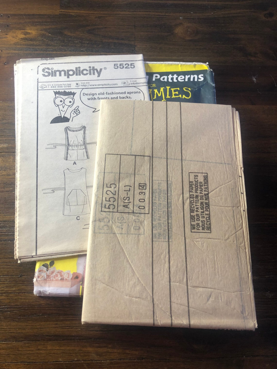 Uncut Simplicity Sewing Pattern for Dummies 5525 Misses Aprons - Etsy
