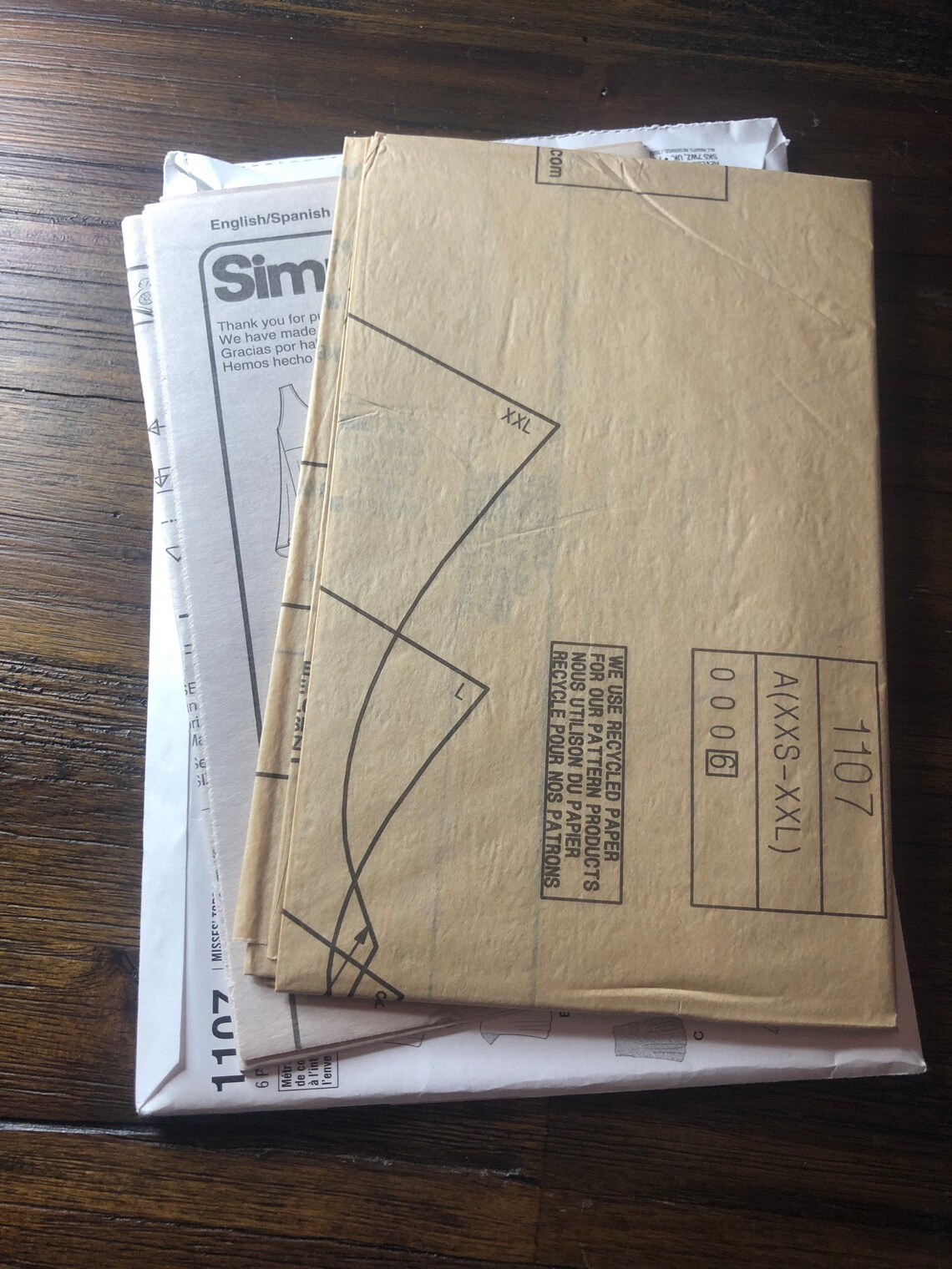 Uncut Simplicity Sewing Pattern 1107 Tops With Fabric Variations Size ...