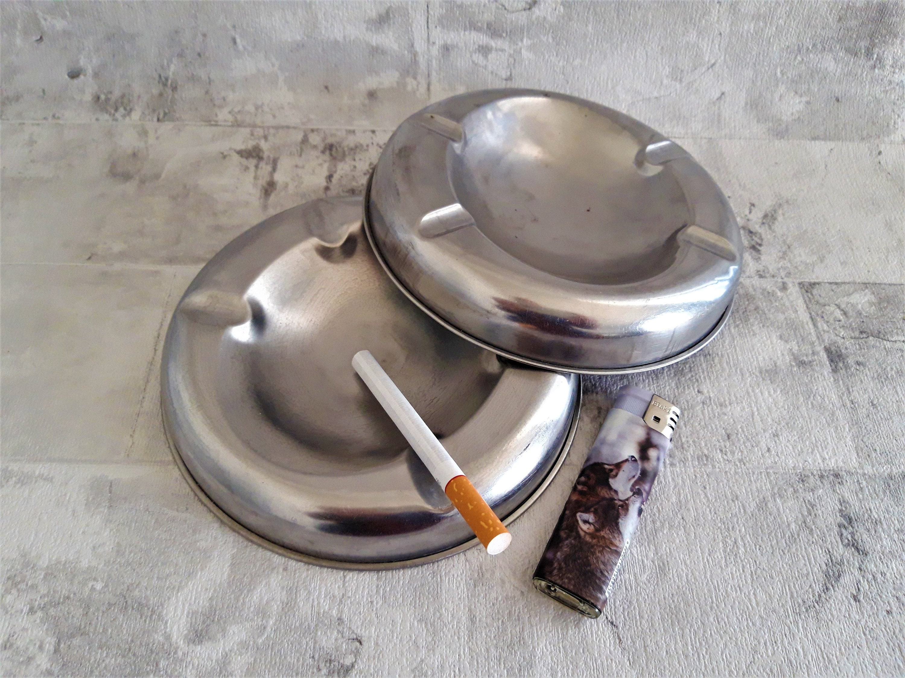 Vintage set of 2 Vintage Metal Ashtrays 1970, Large Ashtrays, Round ...