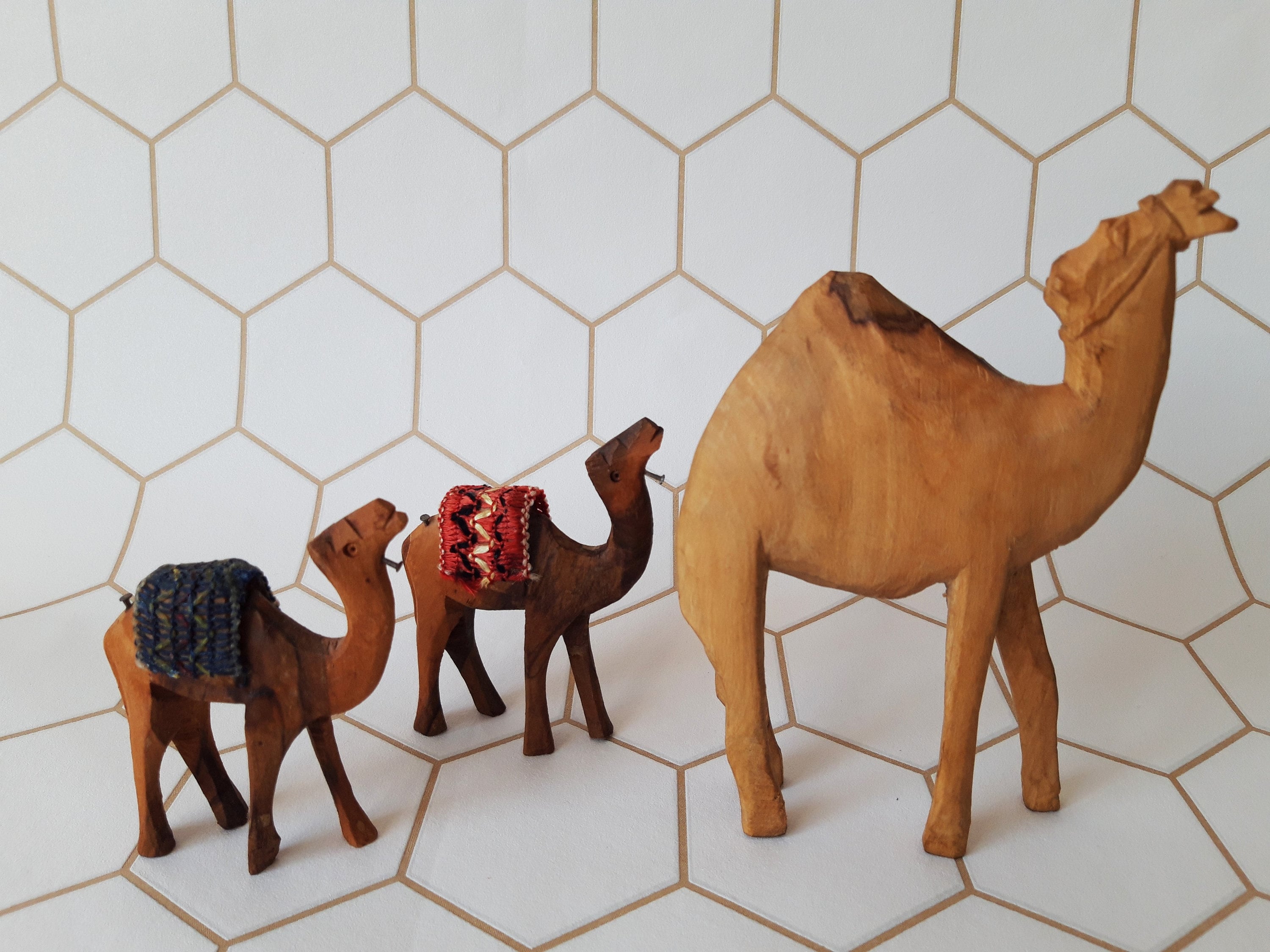 Vintage 3 Hand Carved Wood Camels Statue, Carved Wooden Camel Figurine ...