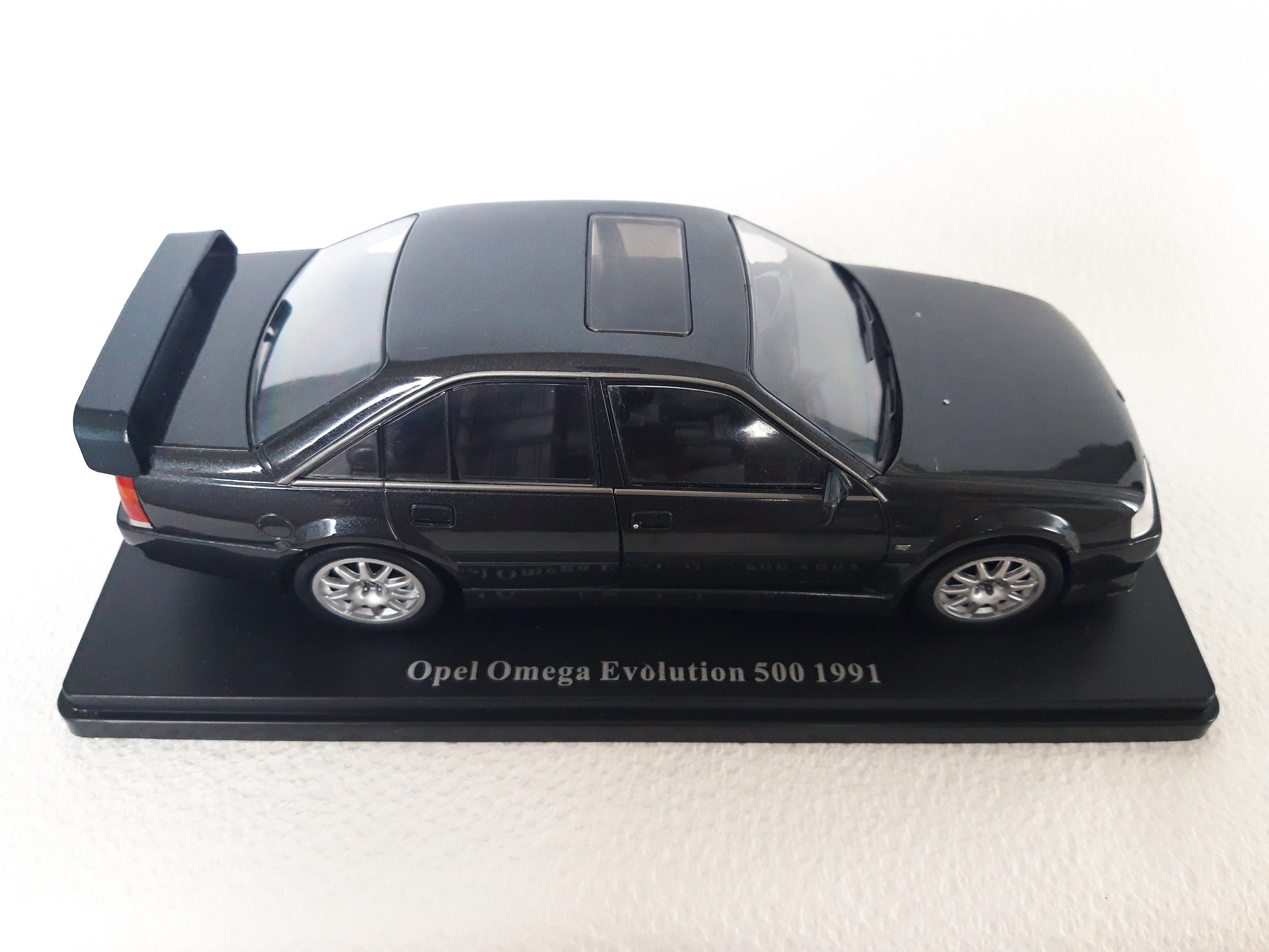 OPEL Omega Evolution 500 German Scale 1-24 BASE Replica Black Color ...