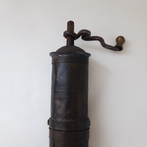 Antique Brass Mill, Vintage Mill, Hand Mill, Old Mill, Retro Kitchen ...
