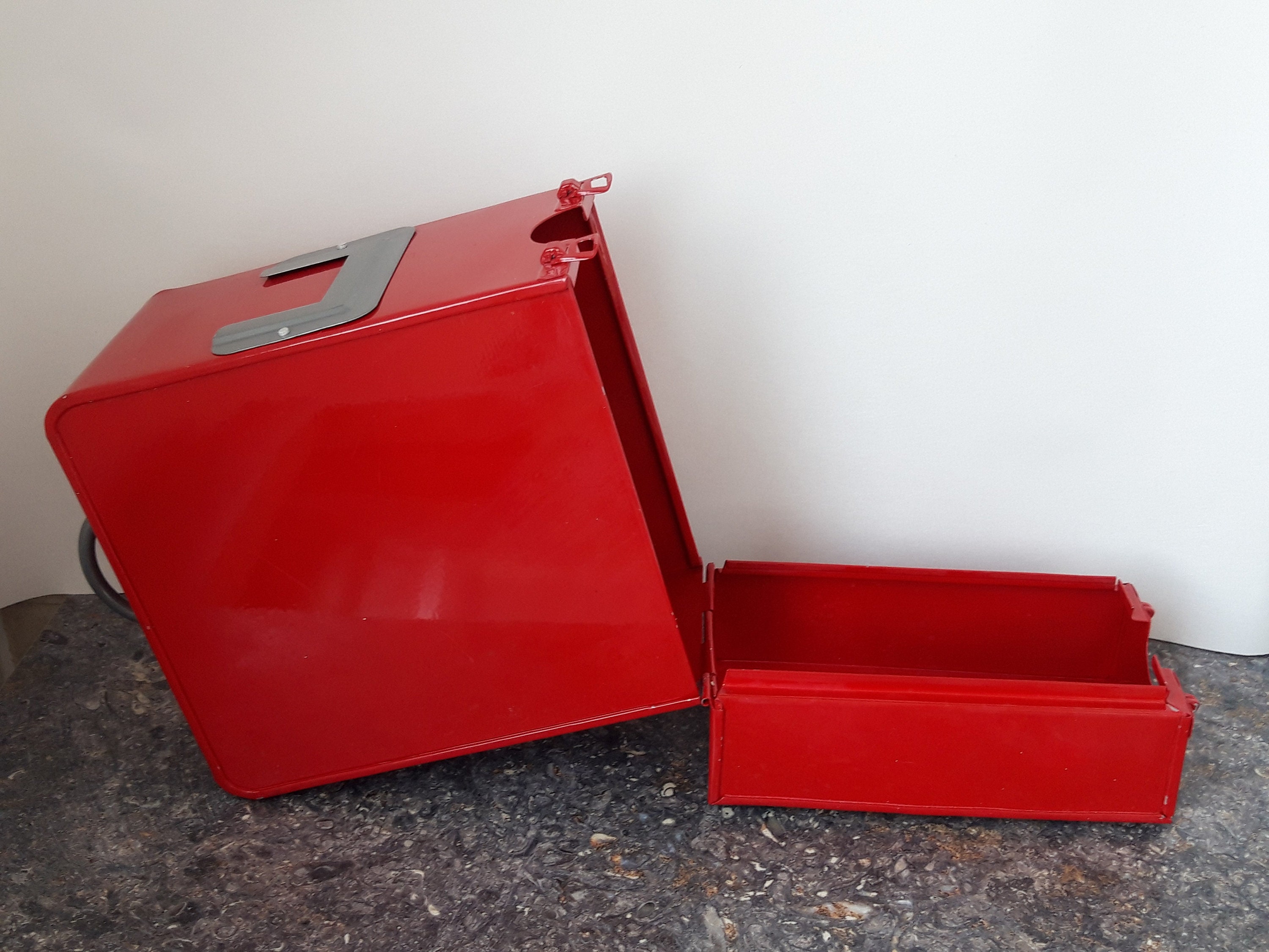 Red Metal Mailbox, Vintage Mailbox, Mailbox, Metal Mail, Metal Mailbox ...