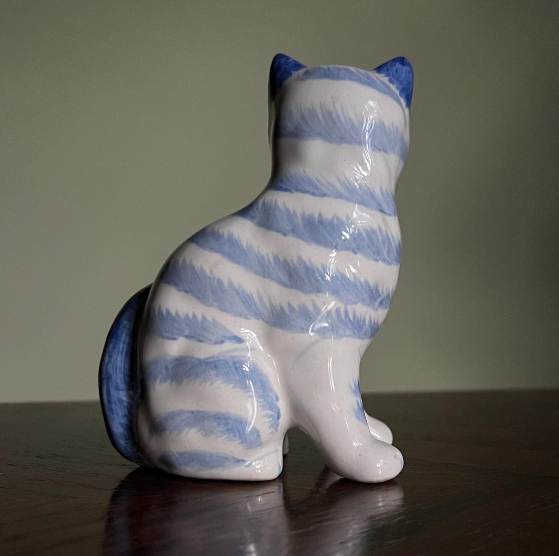 Vintage China Cat, Blue and White Ceramic Cat Figurine, Chinoiserie - Etsy