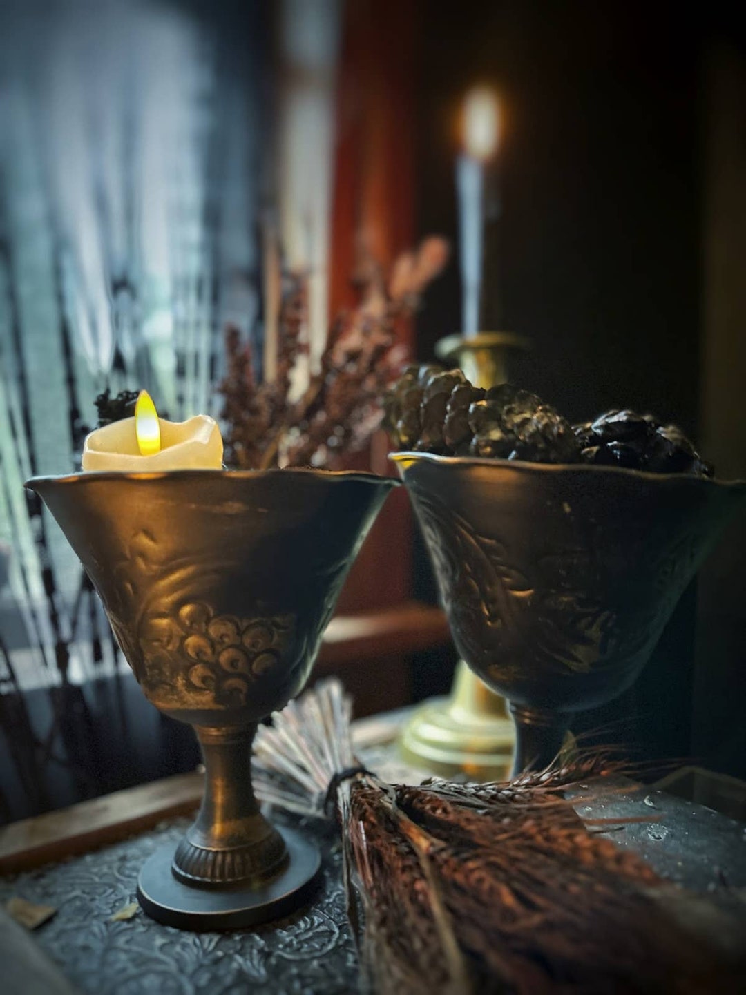 Gothic Scalloped Mantle Urn Style Vase, Set of 2, Gothic Decor, Vase ...