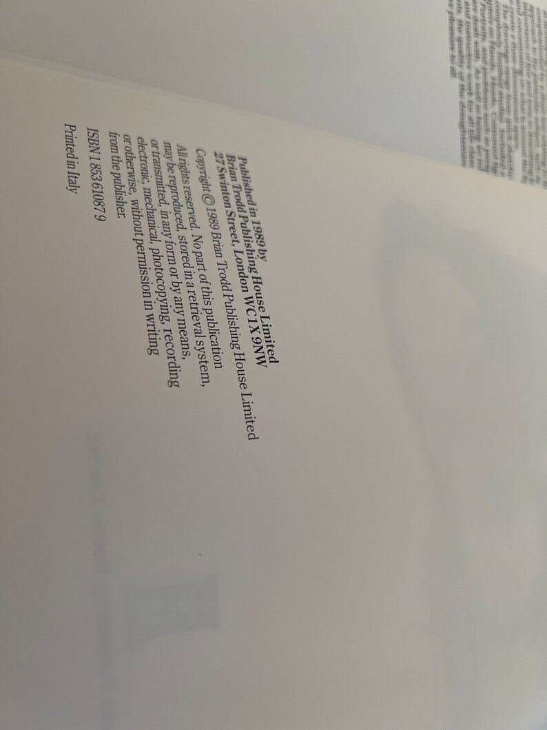 How to Draw the Human Figure by Victor Ambrus - Etsy