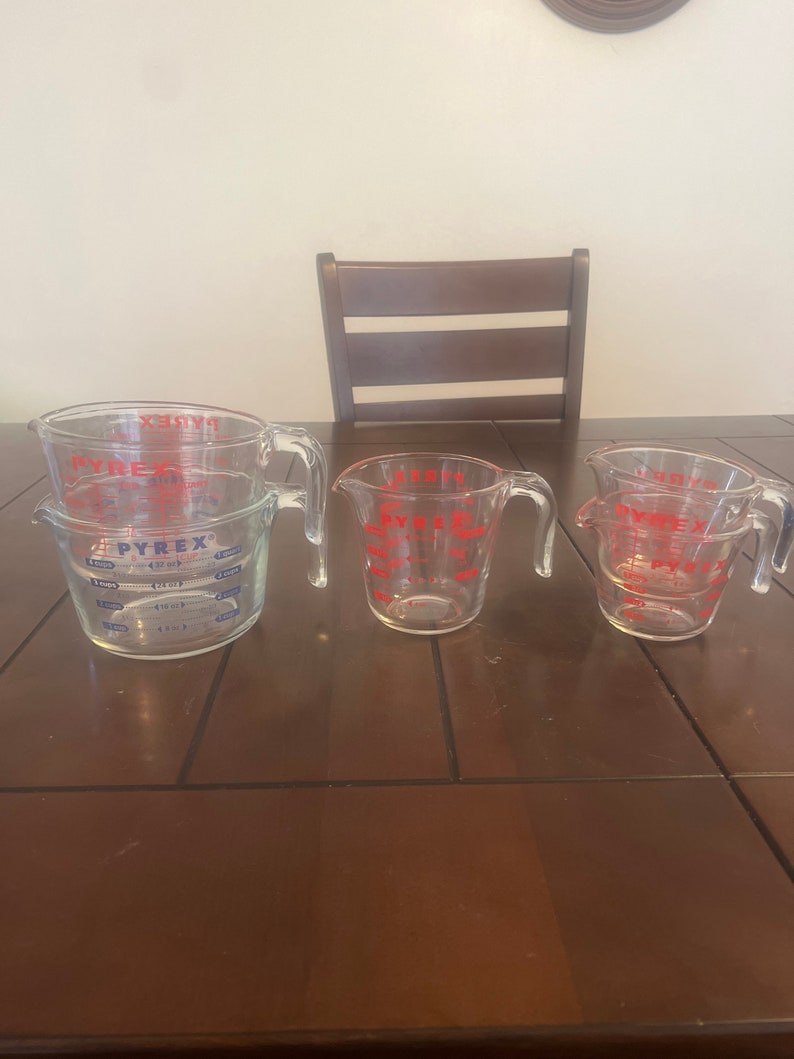 Vintage Pyrex Measuring Cups - Etsy