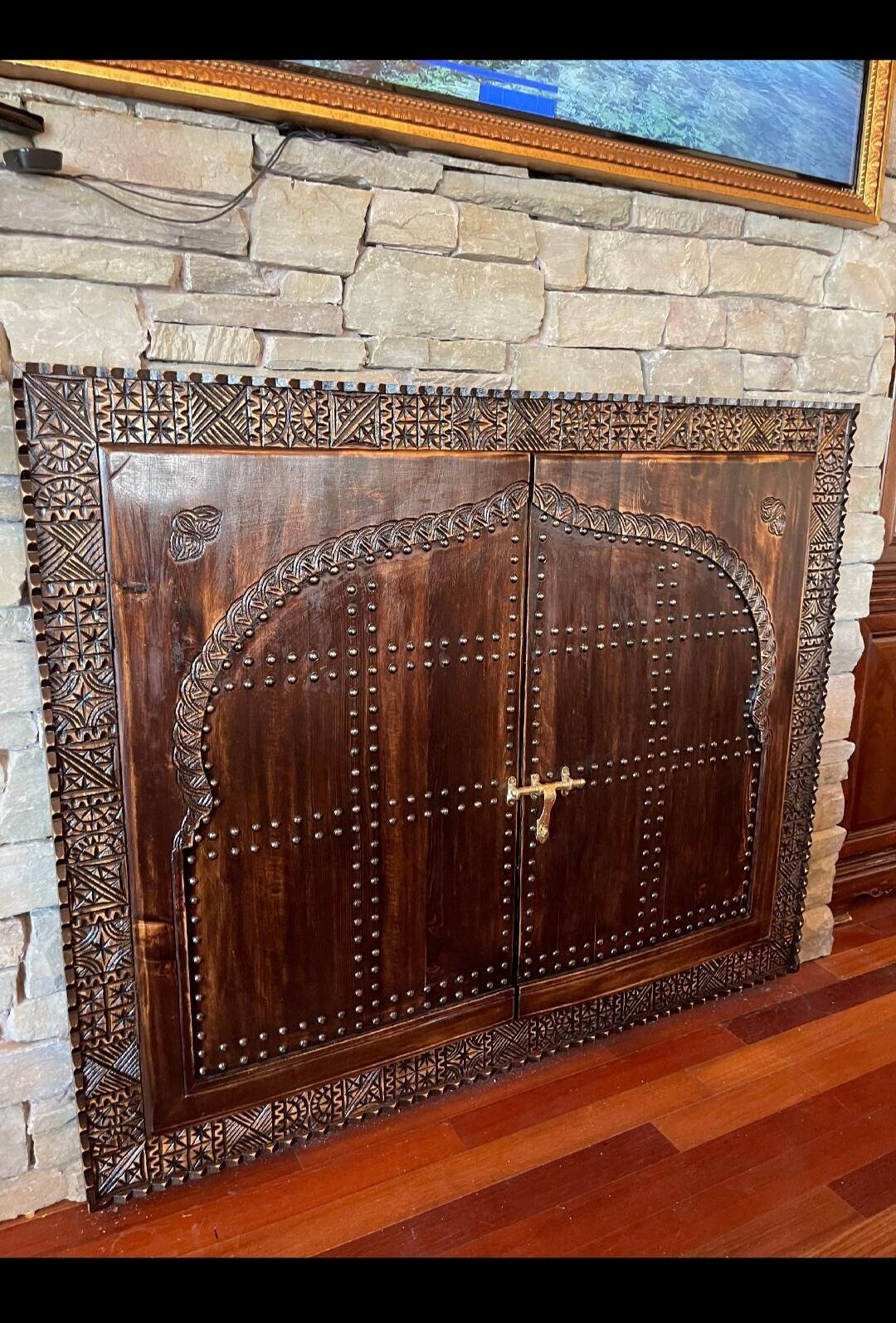 Customized Hand Carved Wooden Window With Vintage Style Brass Lock ...