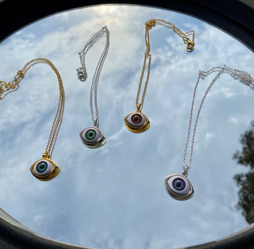 Realistic Eye Necklace- Eye Jewelry- Halloween Jewelry- Handmade ...