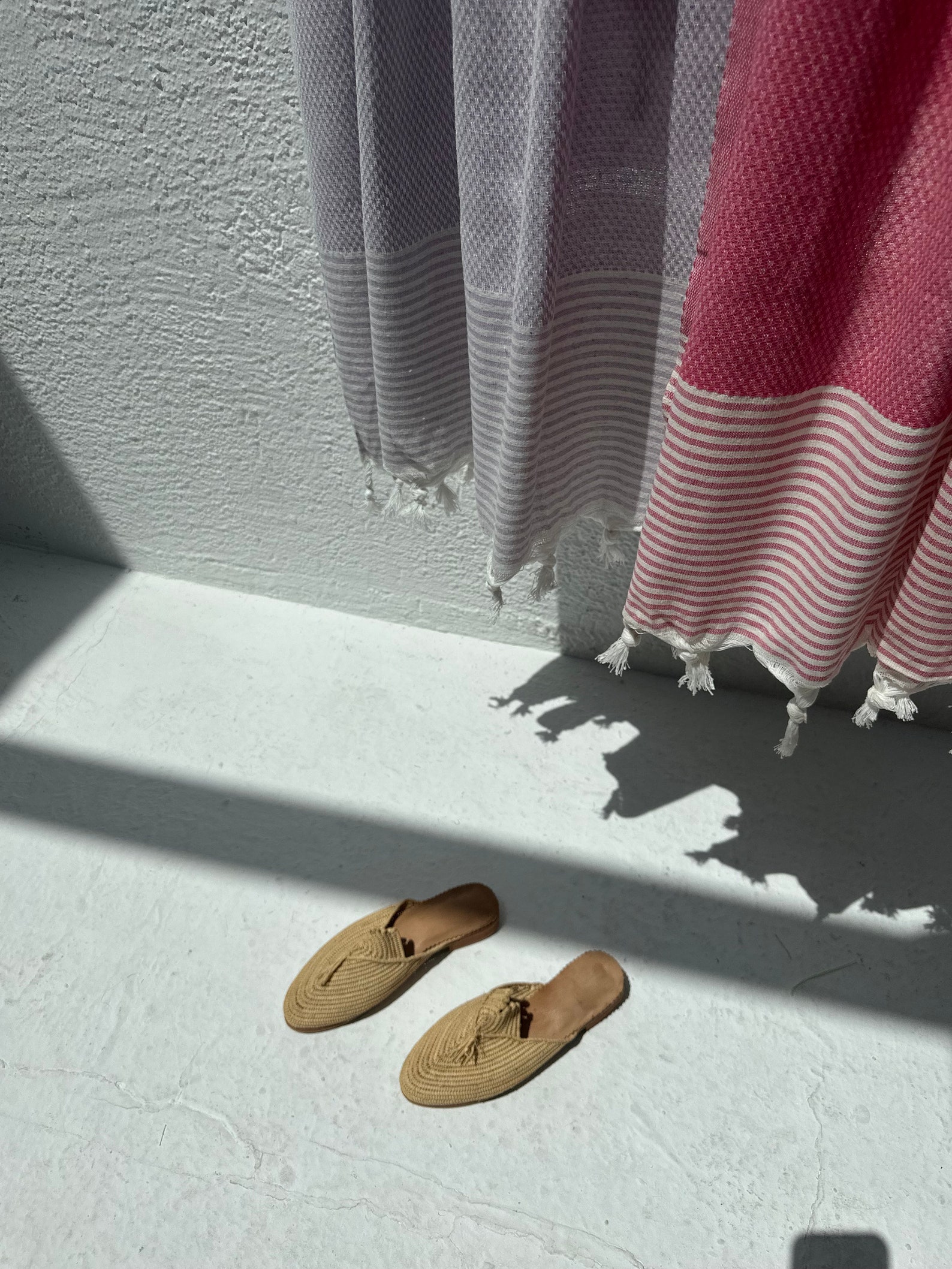 Boho Raffia Slippers, Straw Flat Sandal, Handwoven Slipper, Boho ...