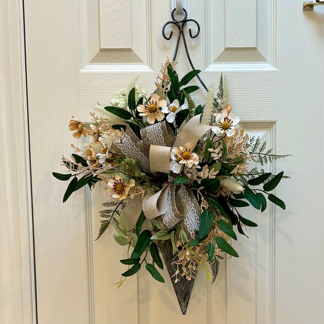 Boho Hanging Floral, Neutral Floral Arrangment, Rustic Floral Wall ...