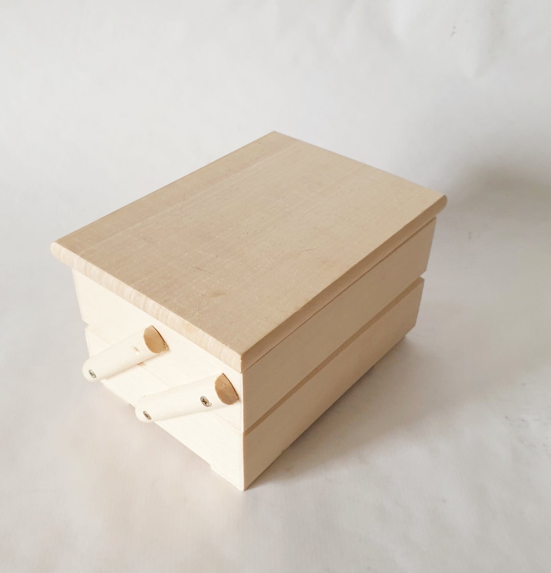 Unfinished Wooden Box With a Lid, Unpainted Wooden Box With a Lid ...