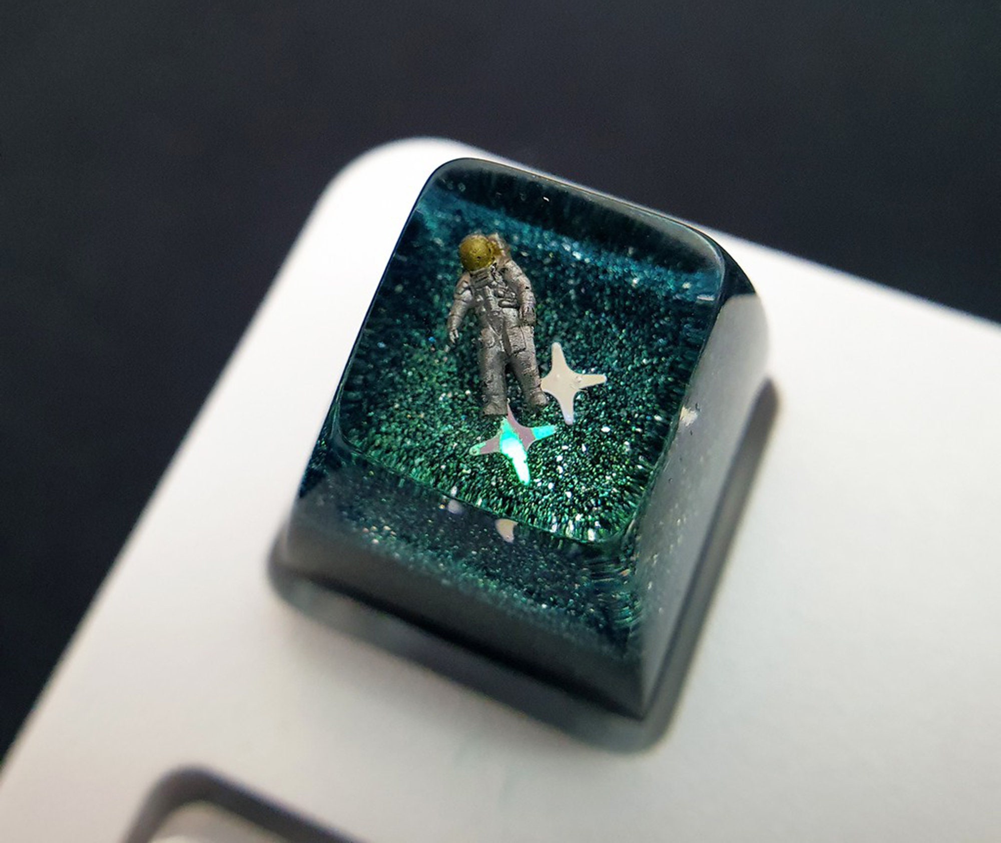 Keycap Oddly beautiful astronaut in outer space SA profile | Etsy