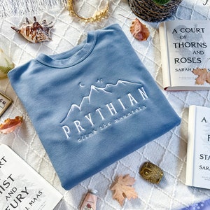 OFFICIALLY LICENSED ACOTAR Embroidered Sweatshirt White Climb Acotar ...