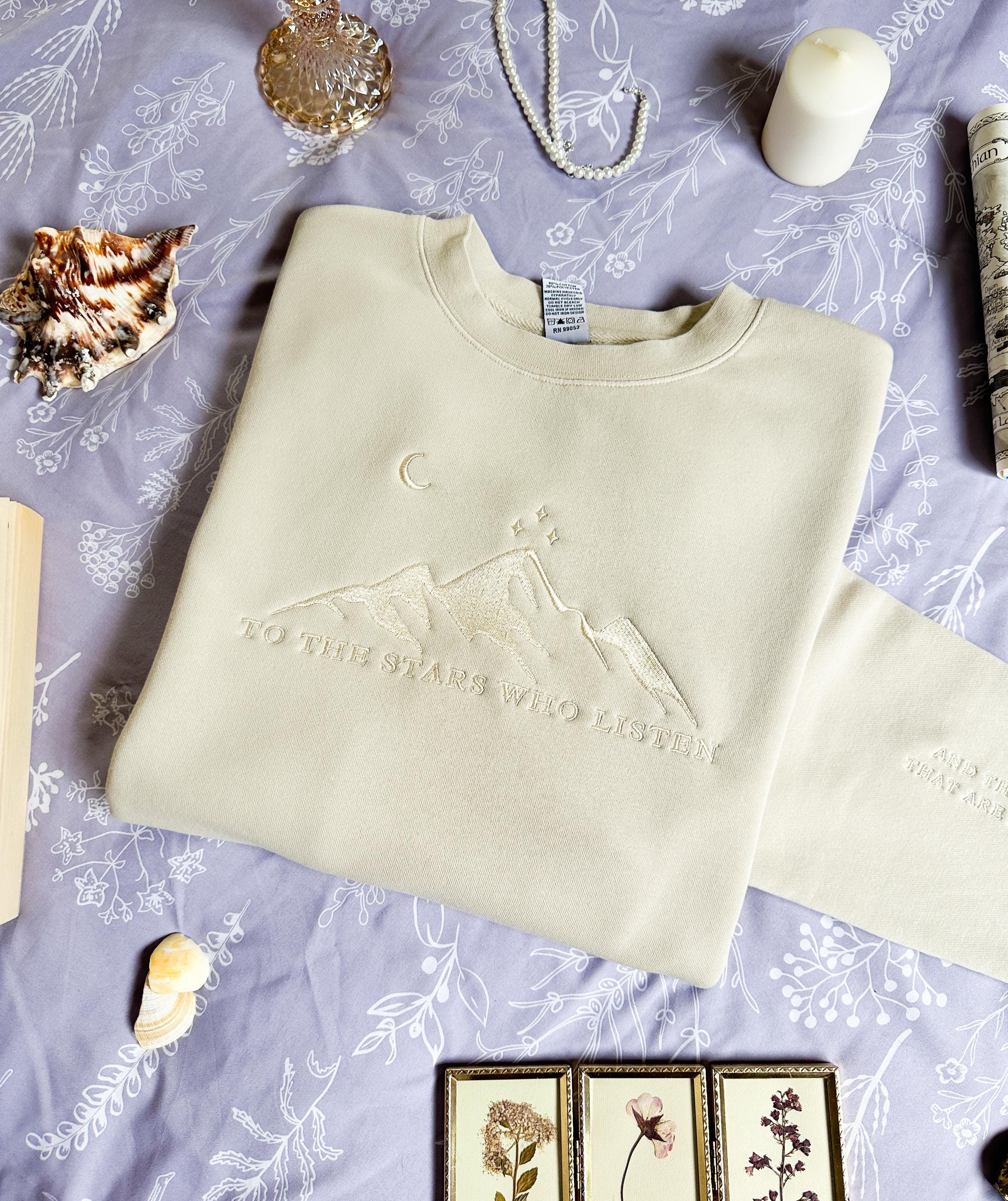 OFFICIALLY LICENSED ACOTAR Ivory Embroidered Sweatshirt Stars Acotar ...