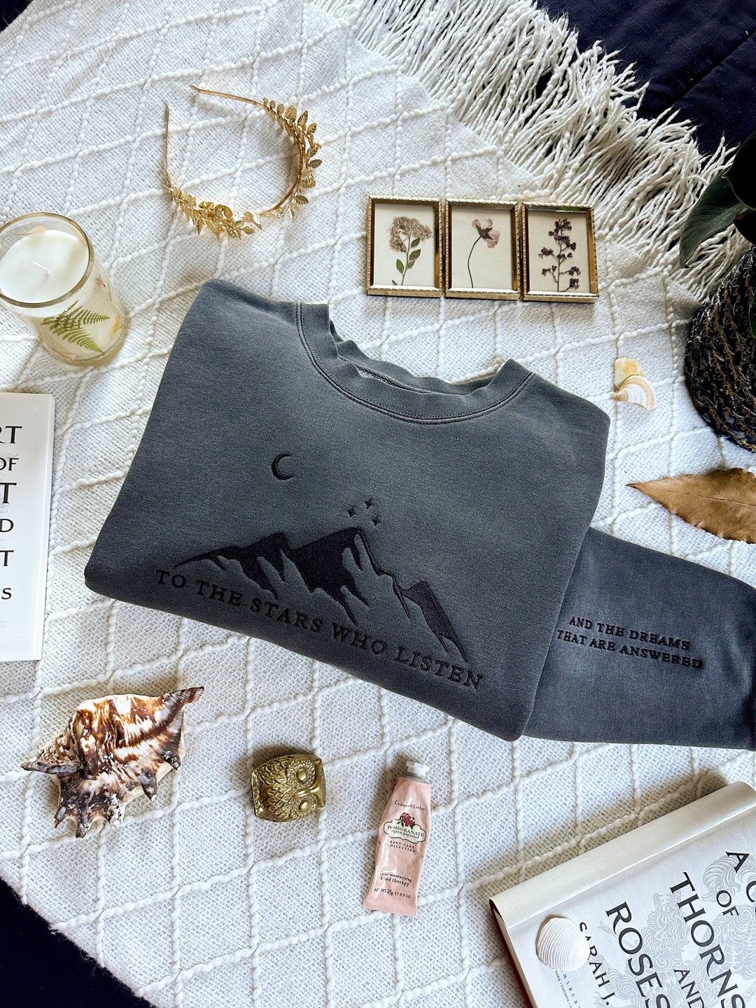 OFFICIALLY LICENSED ACOTAR Black Embroidered Sweatshirt Stars Acotar ...