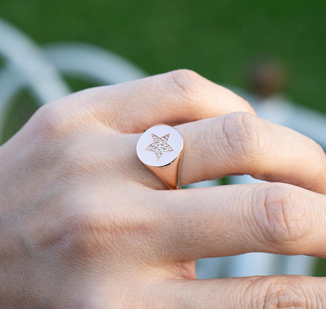 14k Gold Diamond Star Signet Ring - Etsy