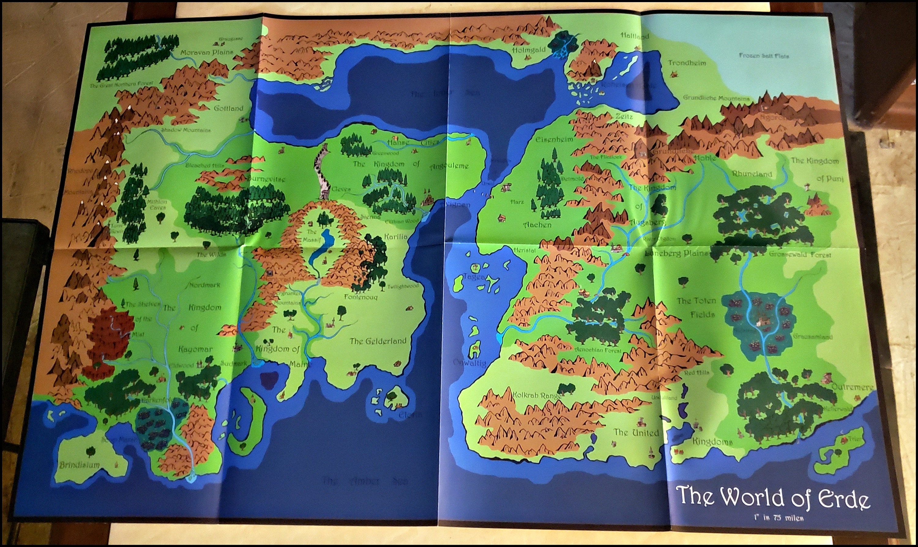 The World of Erde Map Nuevo en 2000 Mint Troll Lord Games Compatible ...