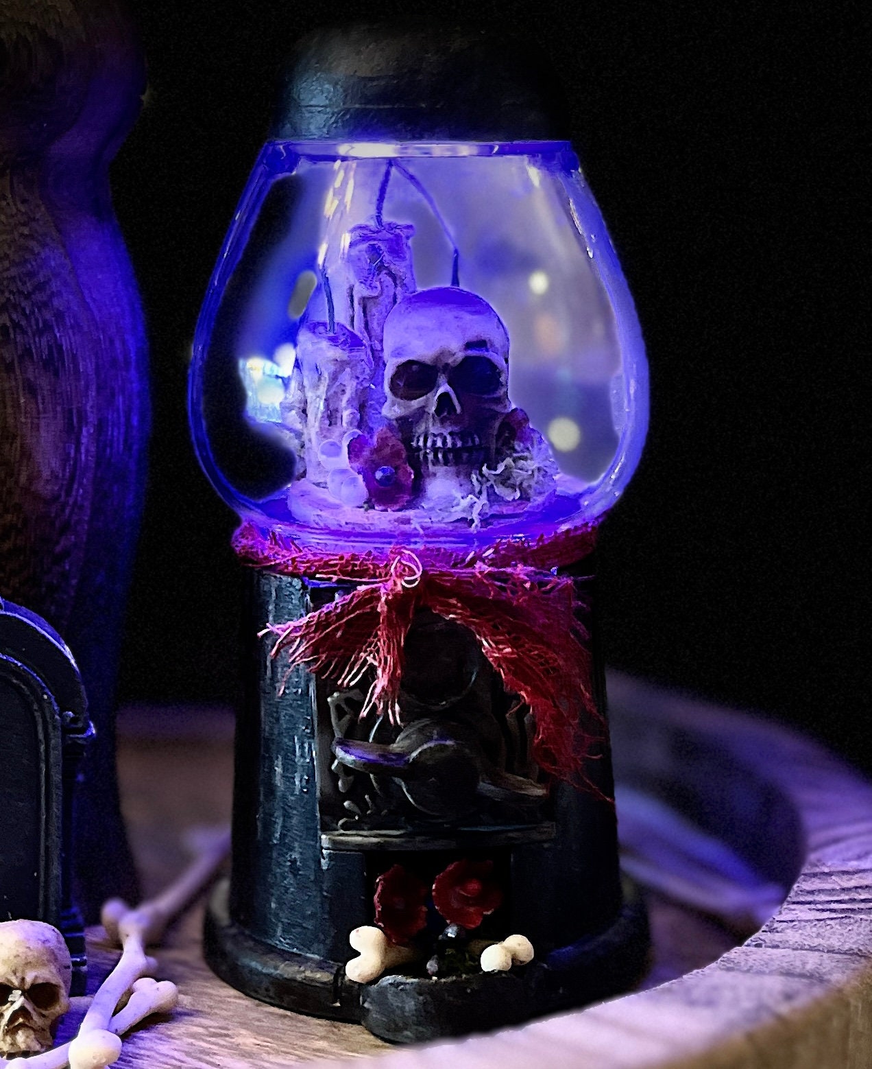 Skull/gothic Halloween Mini Gum Ball Machine, Diorama, Tiered Tray ...