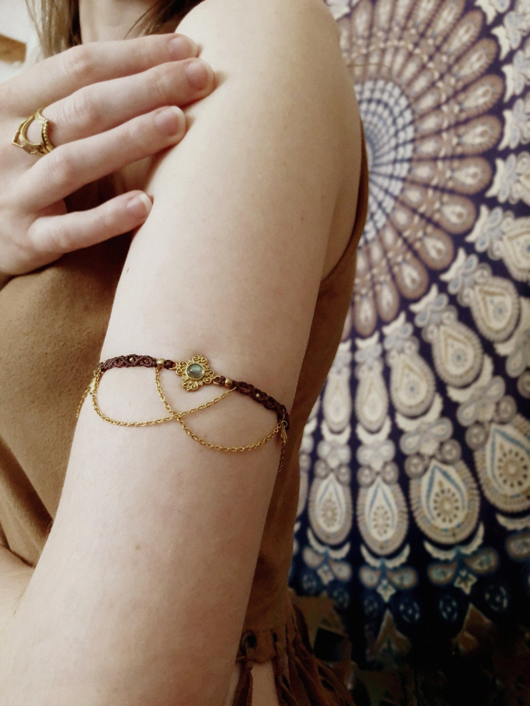 Eye-catching Boho Upper Arm Jewelry «dewi» With Gemstone Pendant • Link ...