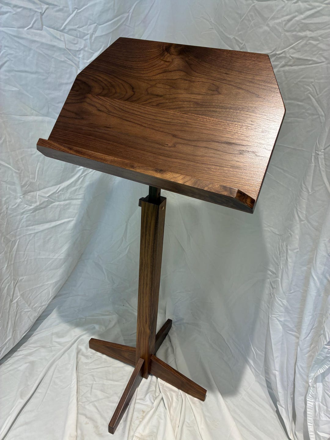 Music Stand: Modern Musician Gift - Etsy