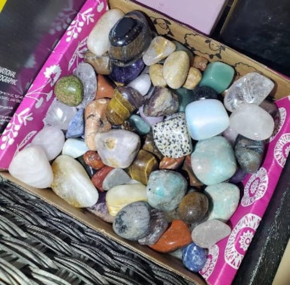 MYSTERY CRYSTAL BAG 5 or 10 Bag of Crystals tumbled - Etsy