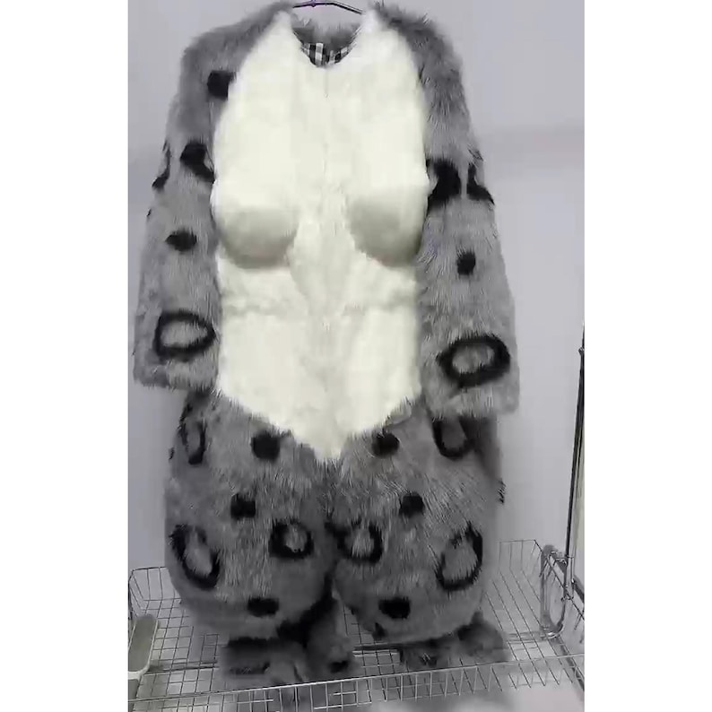Custom Snow Leopard Fursuit : Realistic & Anthropomorphic Made by ...