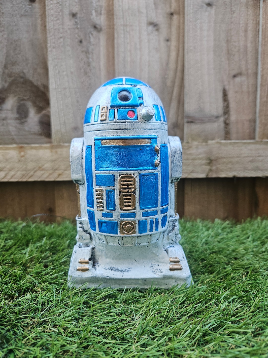 Star Wars R2-D2 Reconstituted Stone Ornament Realistic-free UK P&P - Etsy