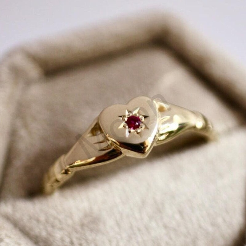 Claddagh Ring - Etsy