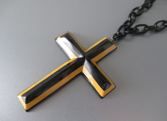 Vintage 1940s BAKELITE Necklace Cross Pendant Stateme… - Gem