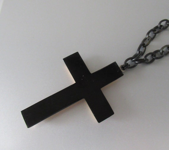 Vintage 1940s BAKELITE Necklace & Cross Pendant State… - Gem