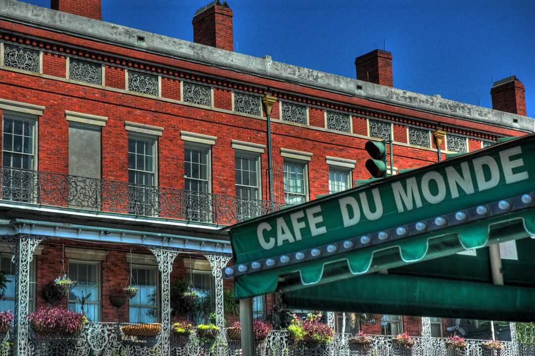 Cafe Du Monde Print: New Orleans Beignets & Coffee Art - Etsy