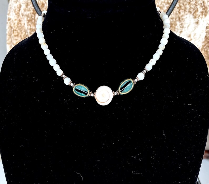 White Shell Beaded Choker With Large White Shell in Center - Etsy