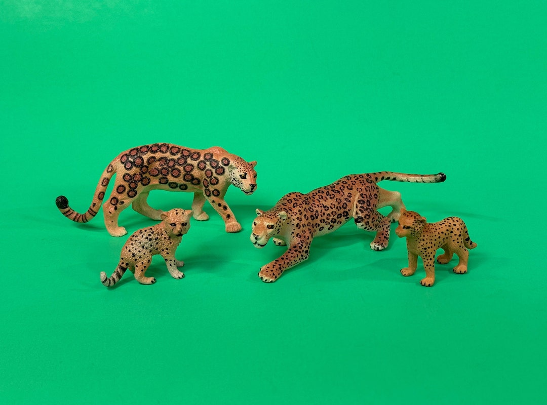 1990s Four Jaguar Figures - Plastic Leopard Panther Family Adult Baby ...