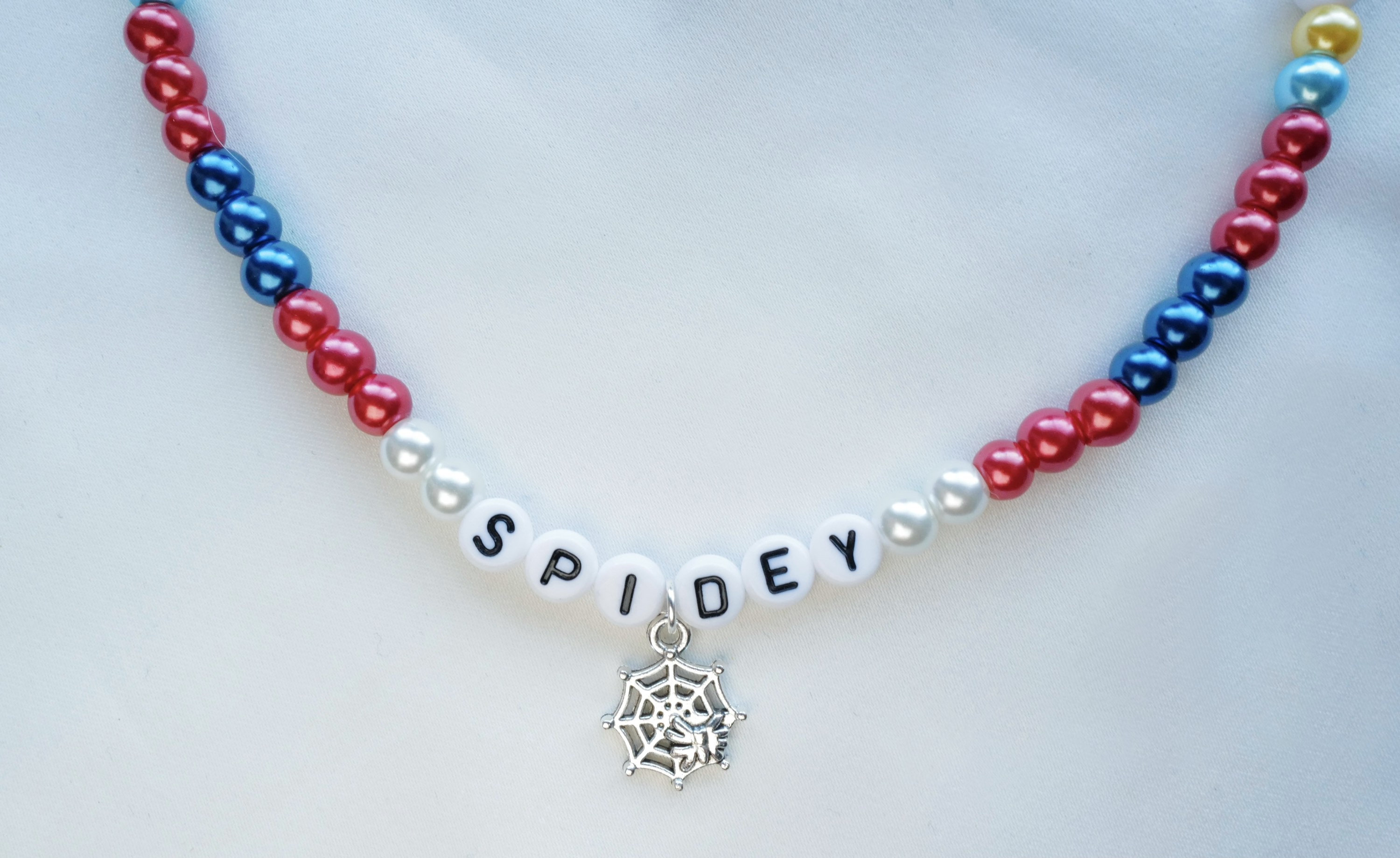 Marvel Comic Spider-Man inspirierte Perlen Perlenkette - Etsy.de