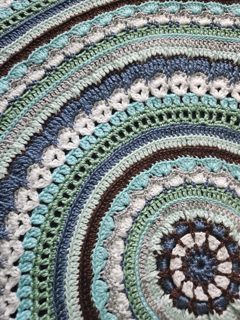 Handmade Crochet Circular Throw, Multicolor Crochet Afgahn, Super Soft ...